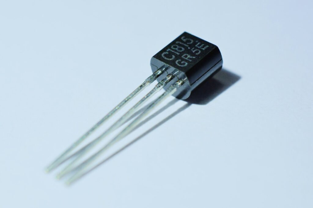 Types and characteristics of semiconductors. | SUGA Co., Ltd.