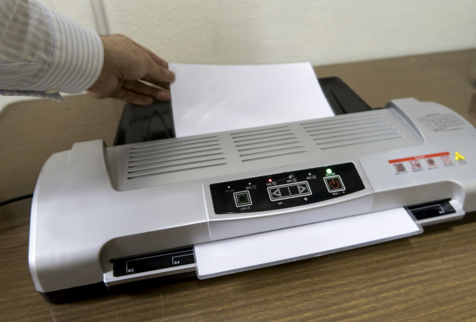 A simple explanation of the five characteristics of a vacuum state with ...